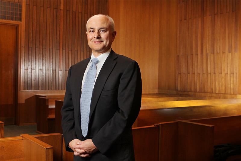 Trump's no federal worker bargaining order revived by 9th Circuit stay